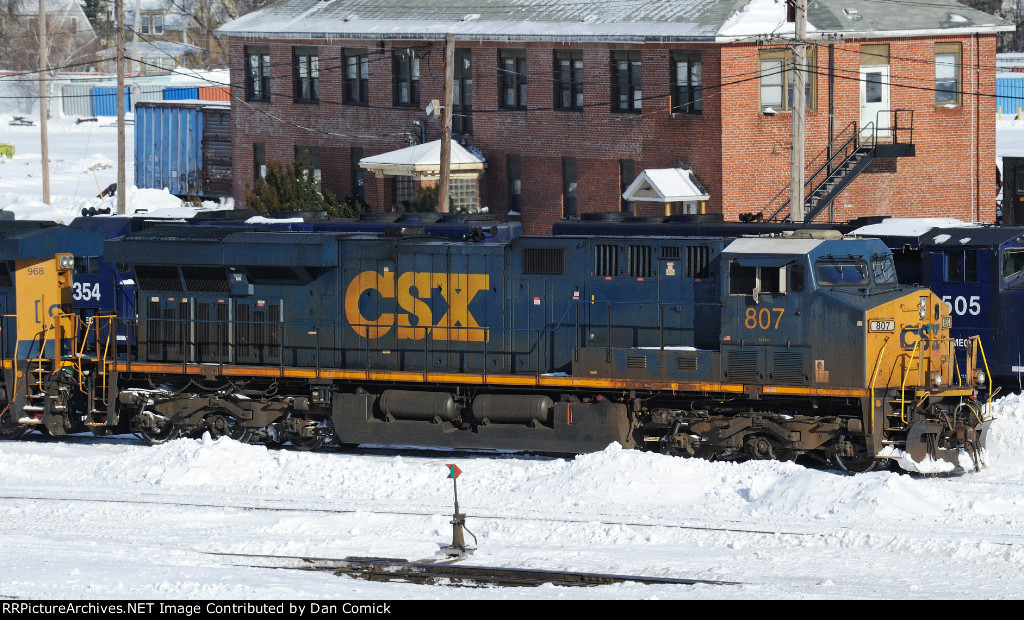 CSX 807